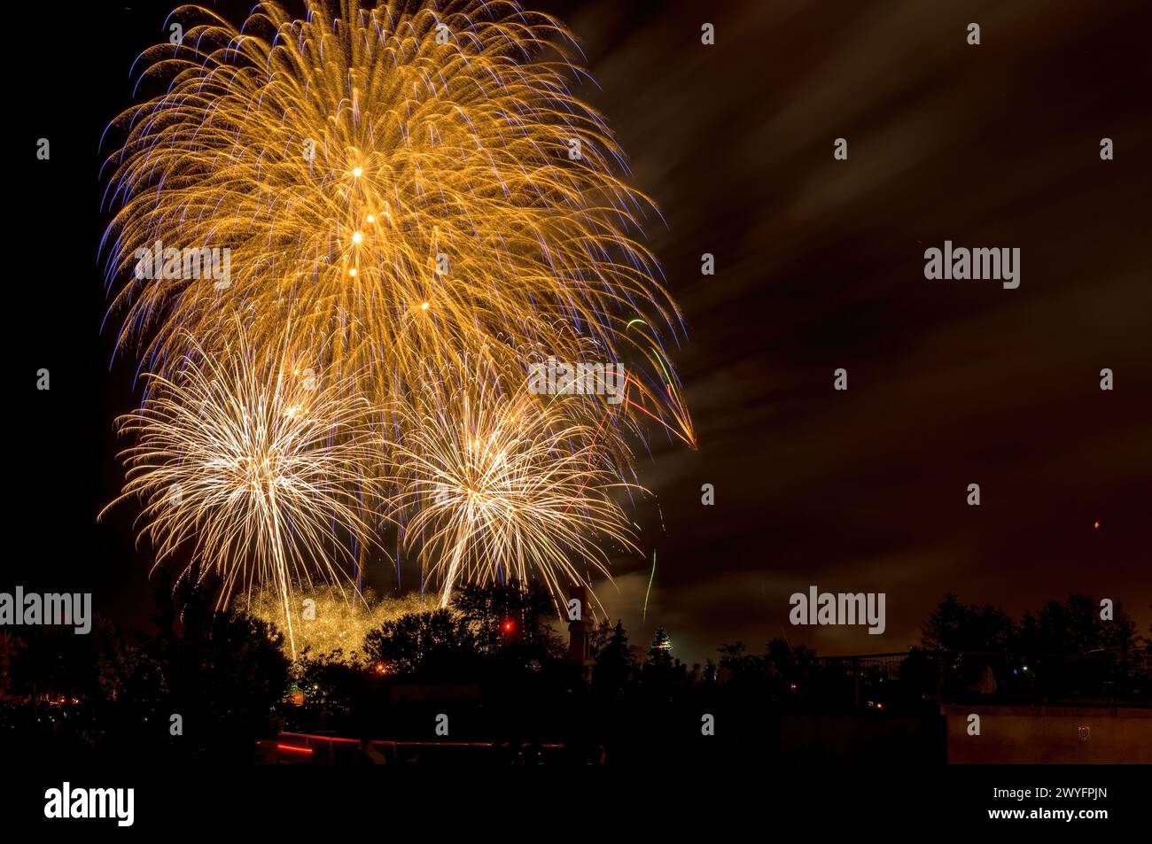 Toronto fireworks hi-res stock photography and images - Alamy