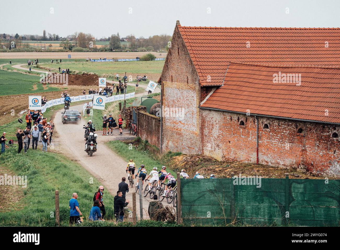 Roubaix, France. 07th Apr, 2024. Picture by Zac Williams/SWpix.com - 06 ...