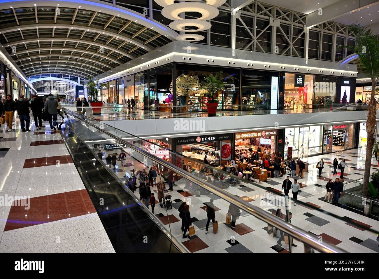 Inside central hub of very busy large Nevada Shopping mall (reported ...