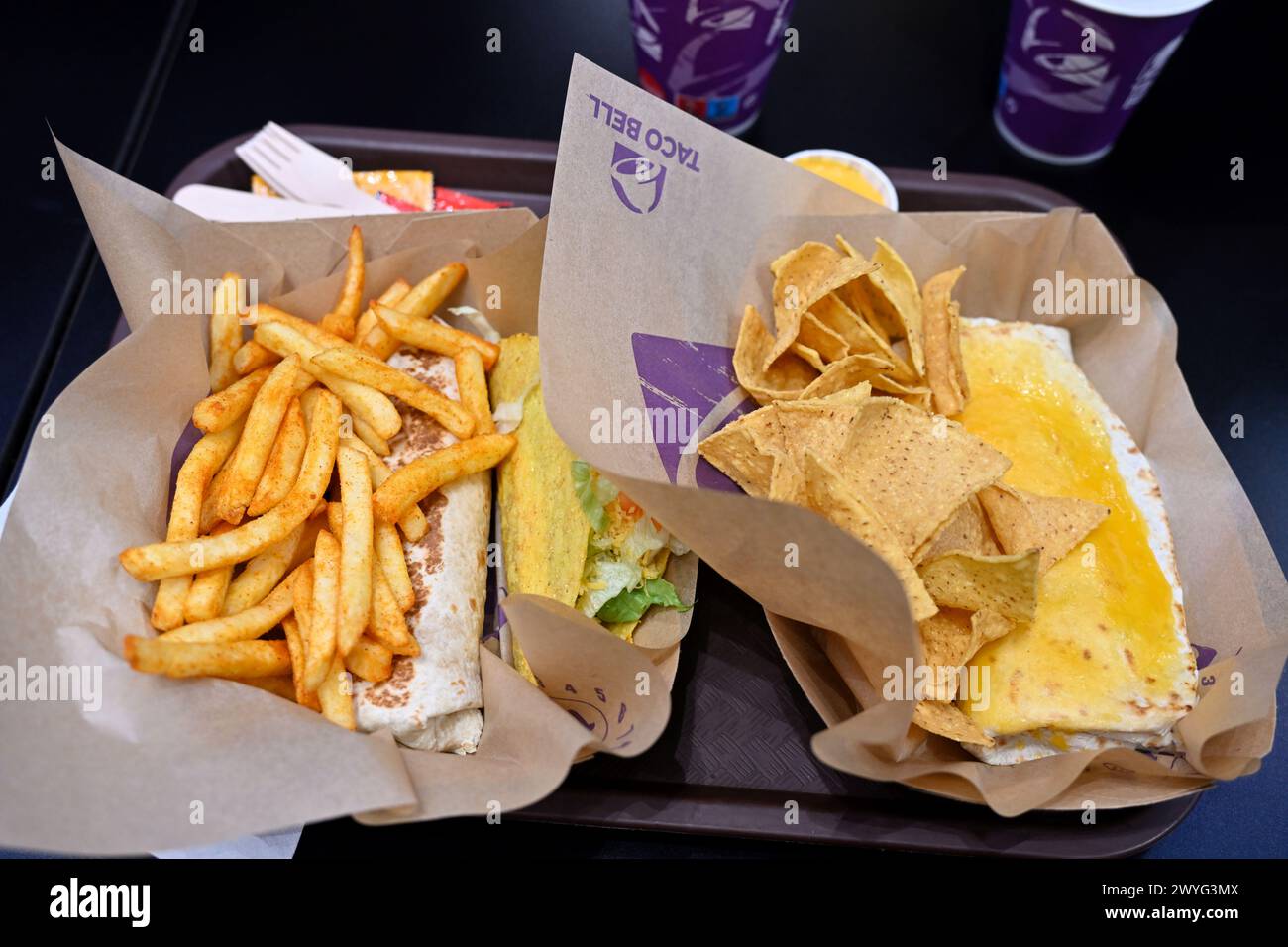 Taco bell food hi-res stock photography and images - Alamy