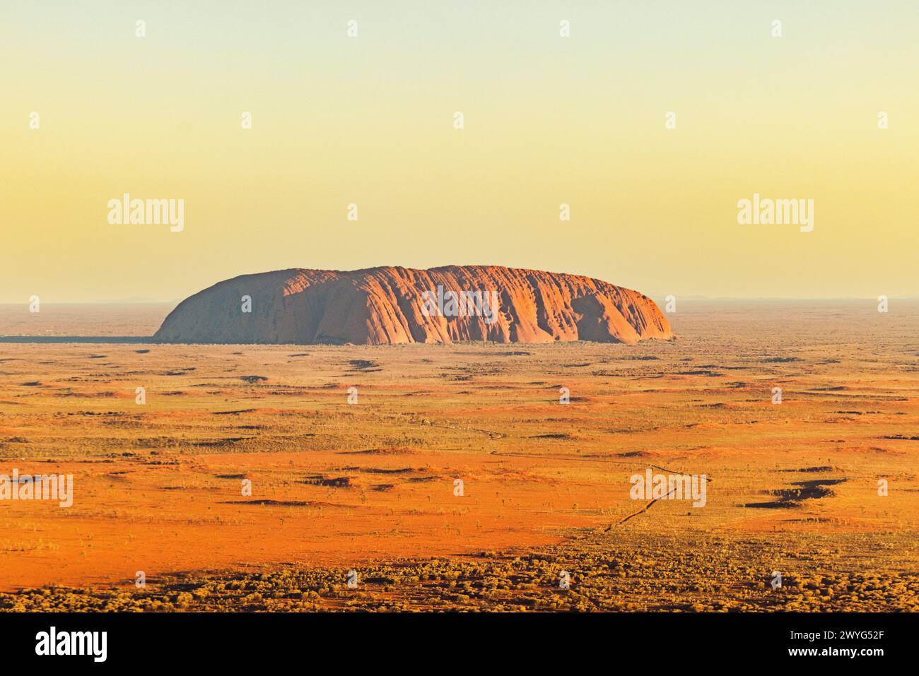 Desert landscape in the Australian outback Stock Photo - Alamy