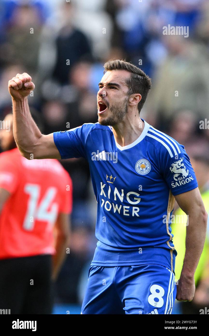 Harry Winks of Leicester City celebrates victory during the Sky Bet ...