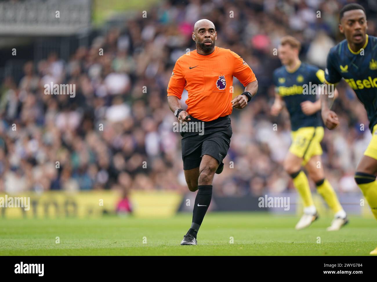 LONDON, ENGLAND - APRIL 6: Referee Sam Allison during the Premier ...