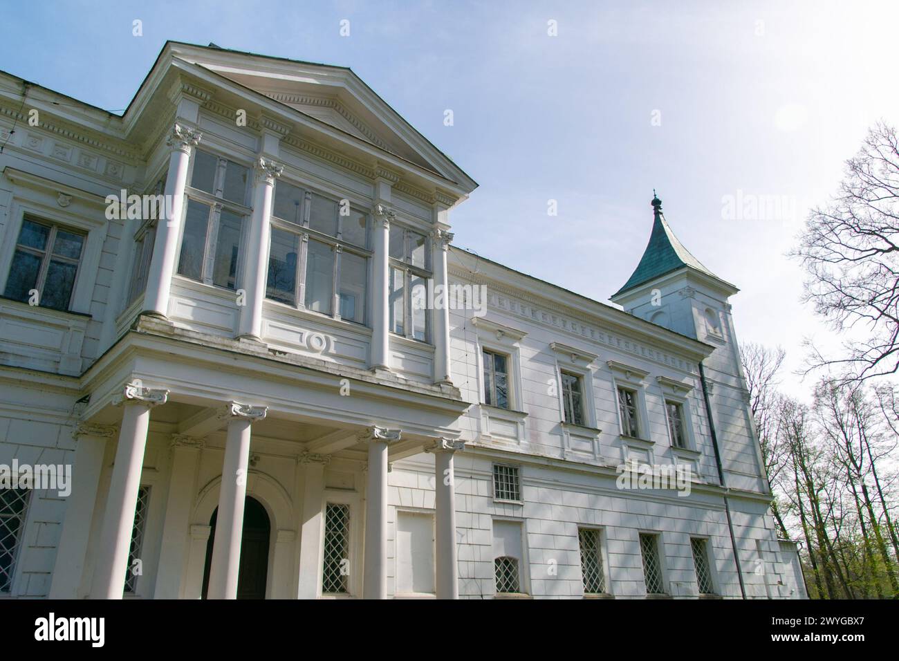 First half of 17th century architecture hi-res stock photography and ...