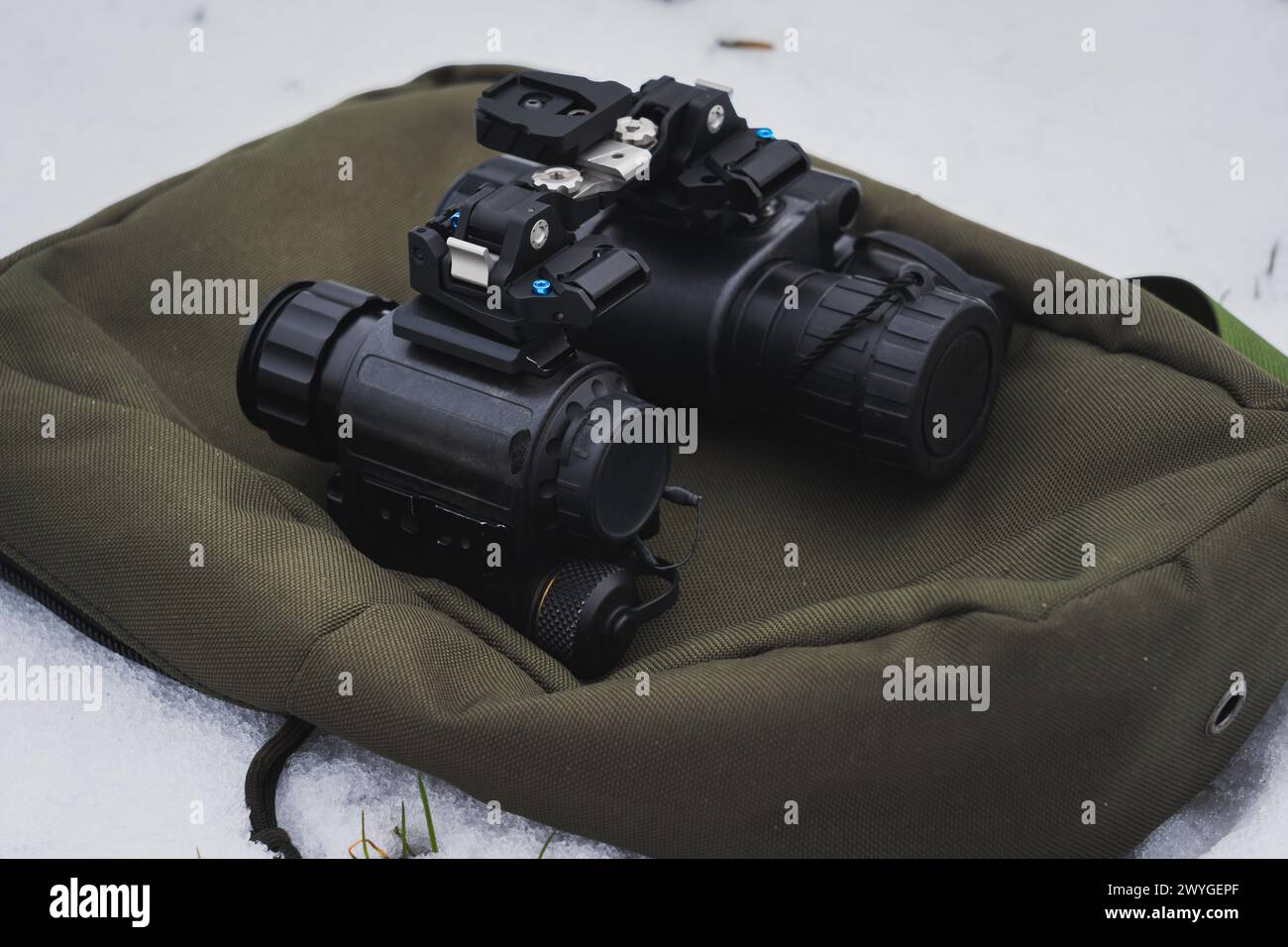 Modern night vision device and thermal imager Stock Photo - Alamy