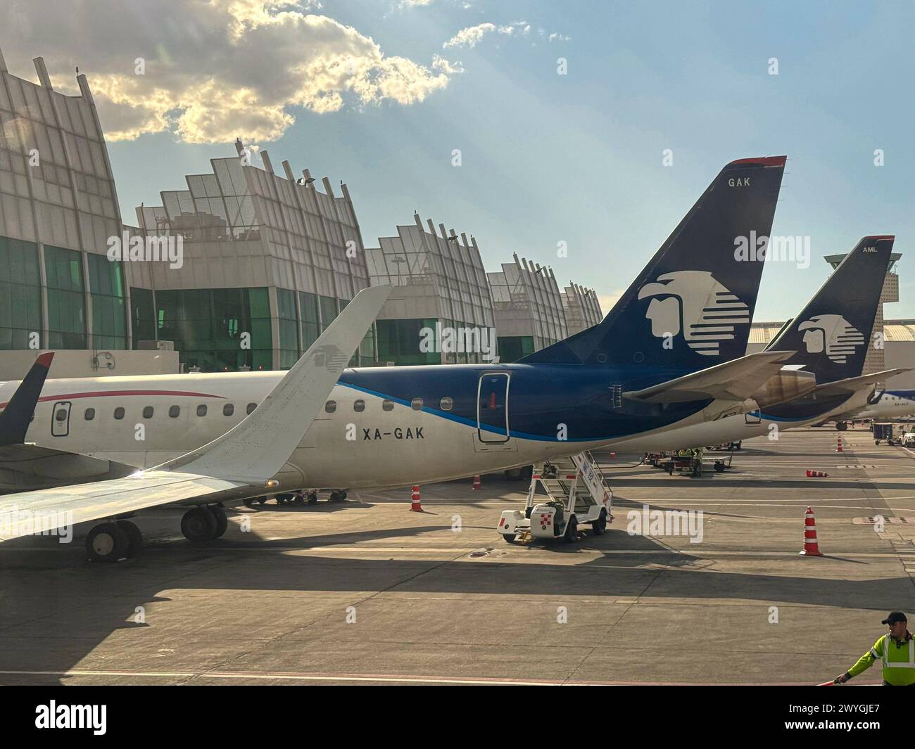 Avión aeromexico hi-res stock photography and images - Alamy