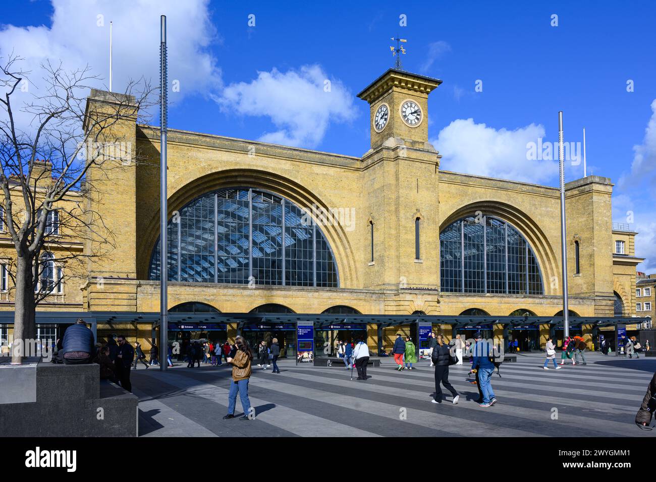 London Uk March 23 2024 Front Of King Cross Railway Station At