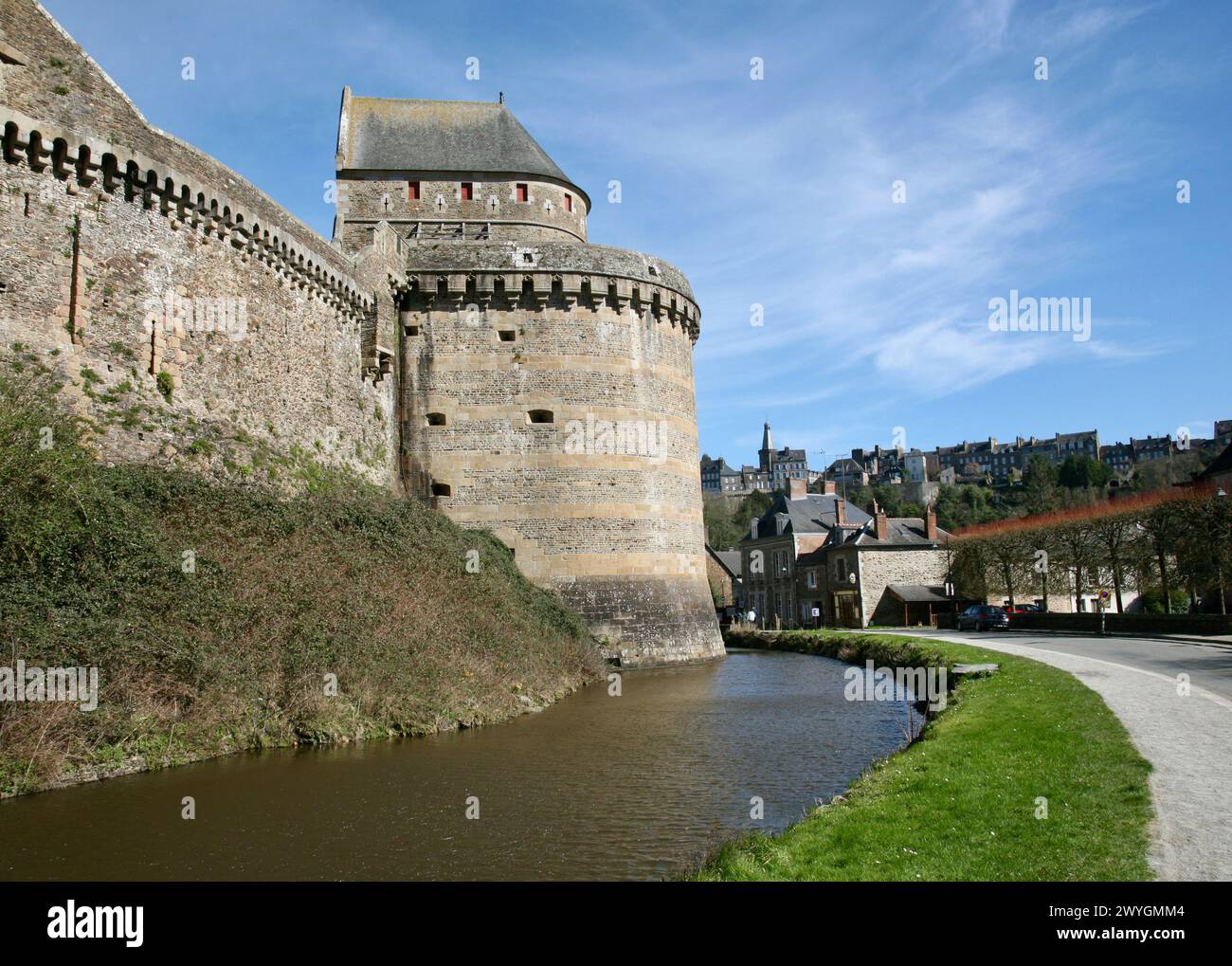 A view of the moat at the chateau, Fougeres, Brittany, France, Europe ...