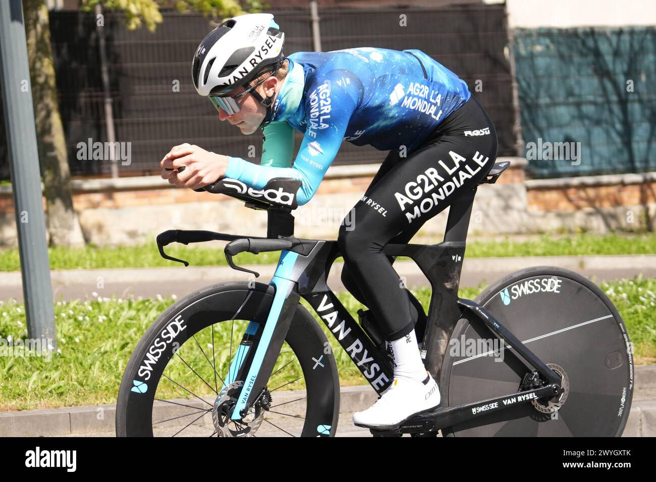 Equipo Kern Pharma Team during the Itzulia Basque Country 2024, cycling event, stage 1 Irun ...