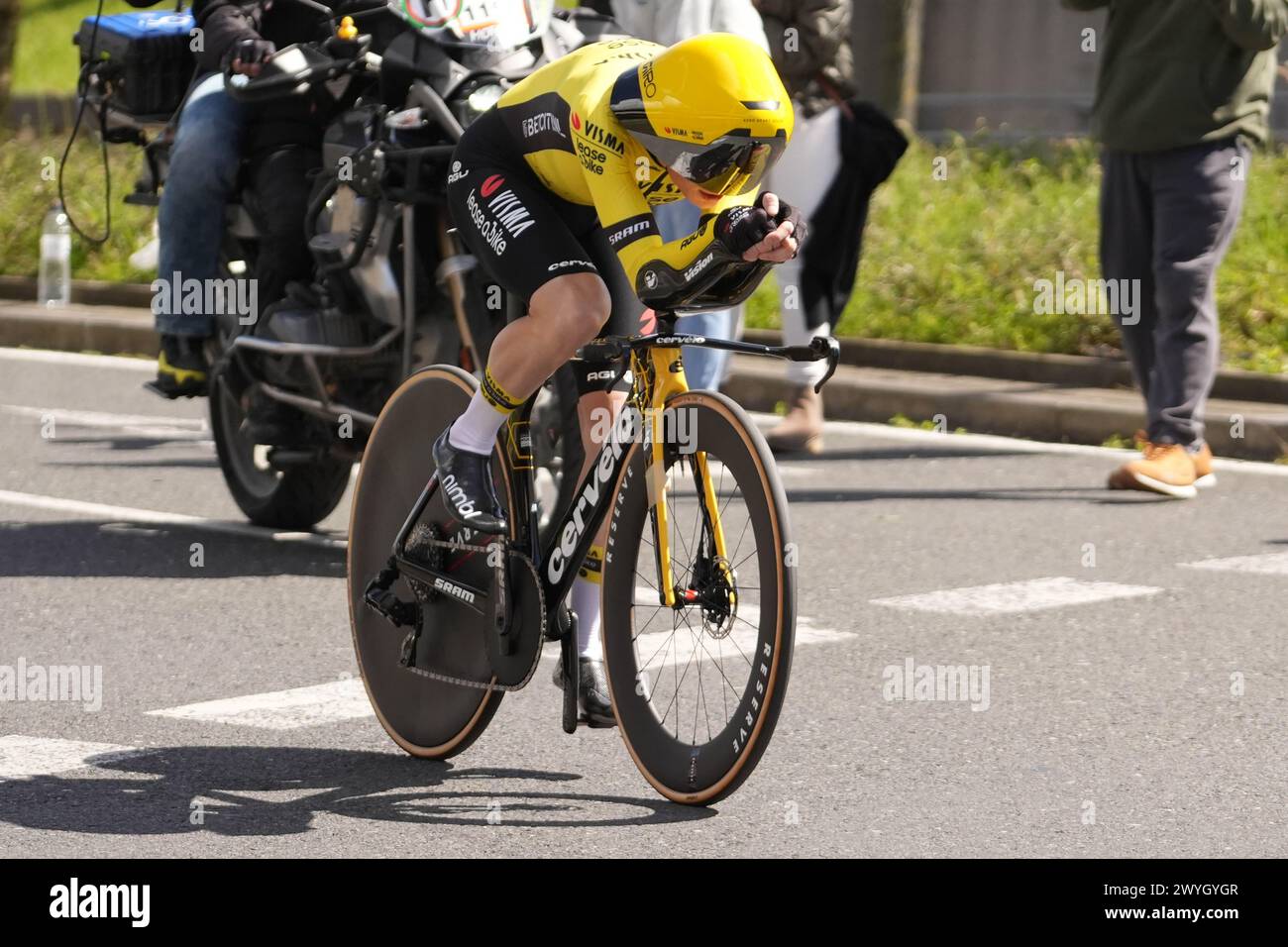 Jonas , VINGEGAARD HANSEN TEAM VISMA | LEASE A BIKE during the Itzulia Basque Country 2024 ...