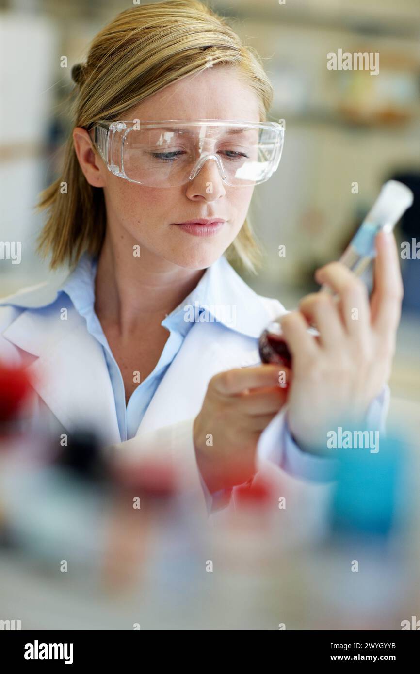 Field laboratory experiments hi-res stock photography and images - Alamy