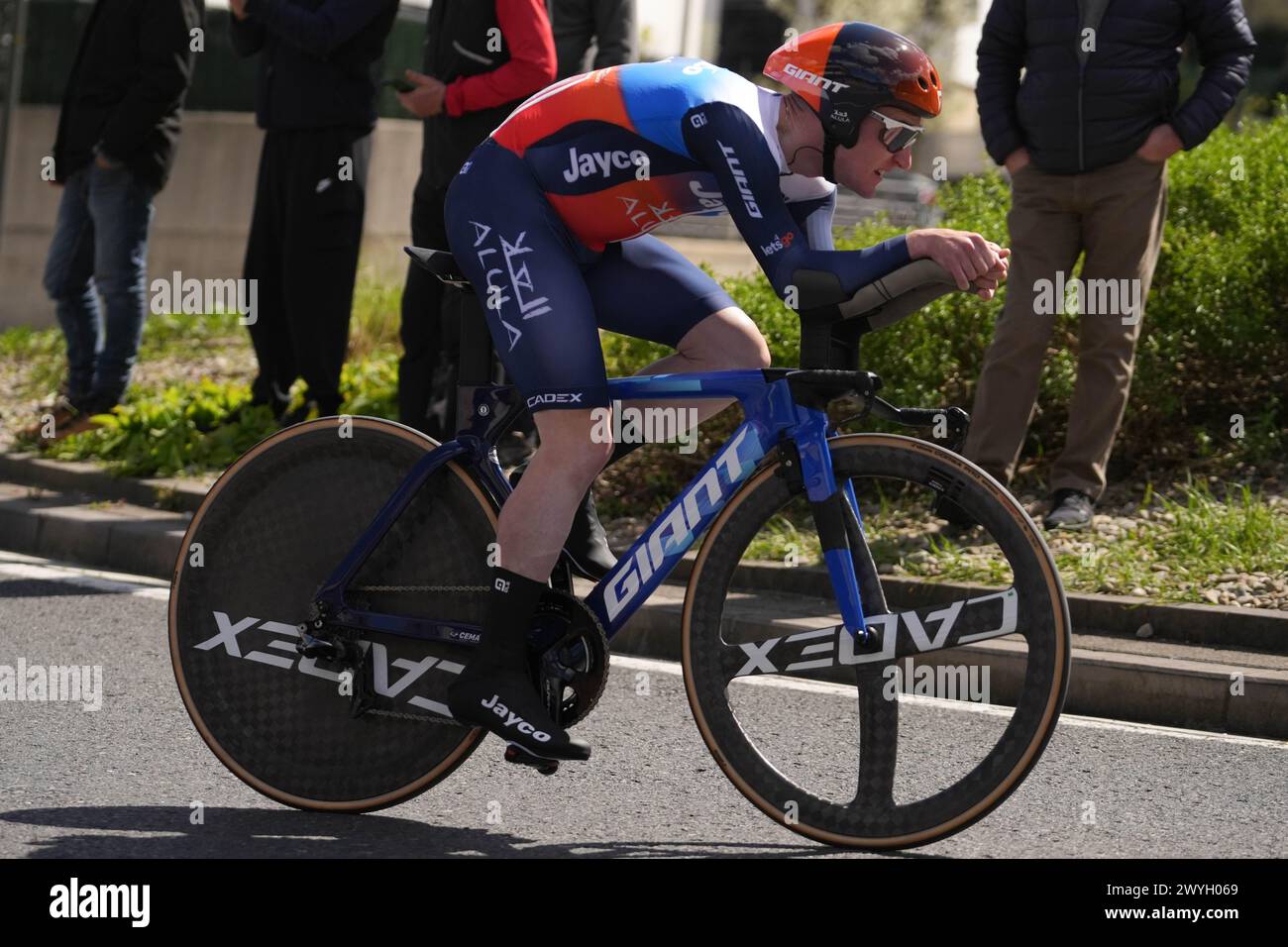 Edward, DUNBAR TEAM JAYCO ALULA during the Itzulia Basque Country 2024, cycling event, stage 1 ...
