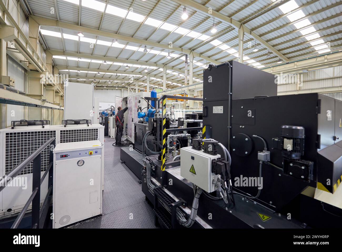 Hydraulic and electrical installation, Machining Centre, CNC, Turning ...