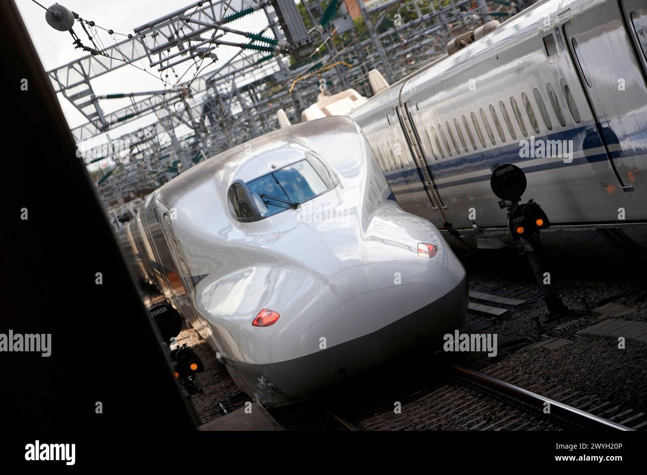 Shinkansen, Railway station, Shinjuku, Tokyo, Japan Stock Photo - Alamy