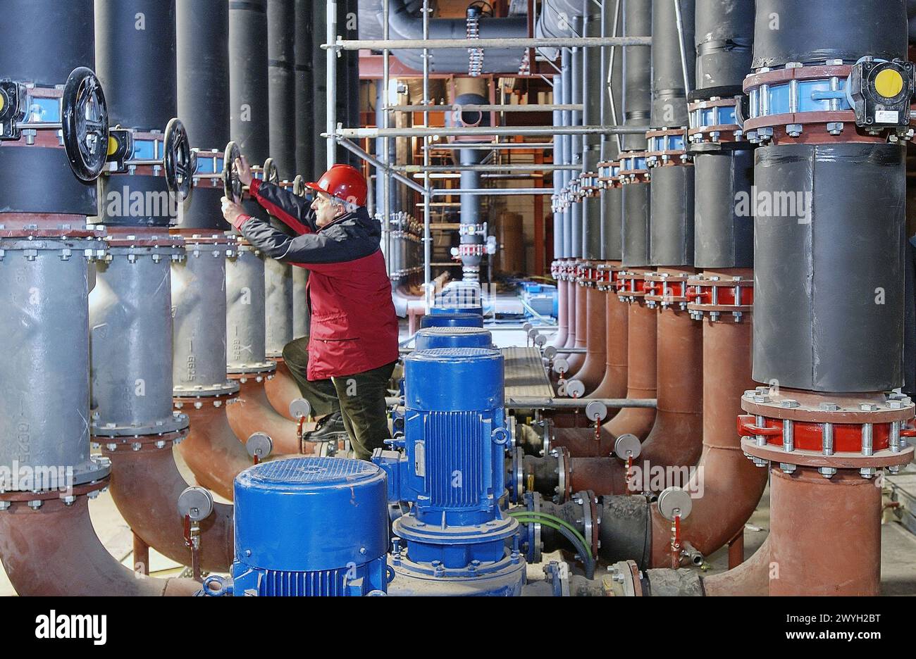Pump operators hi-res stock photography and images - Alamy