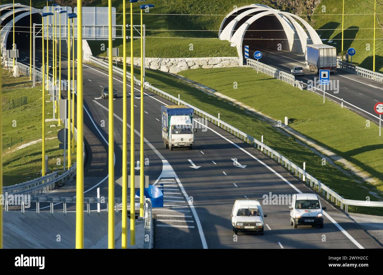 Autovia n 1 hi-res stock photography and images - Alamy