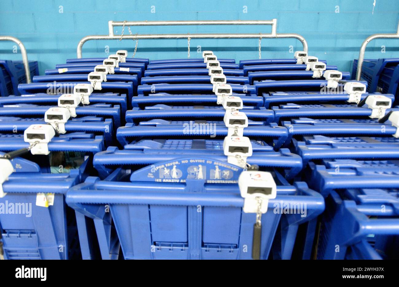 Shopping carts at mall Stock Photo - Alamy