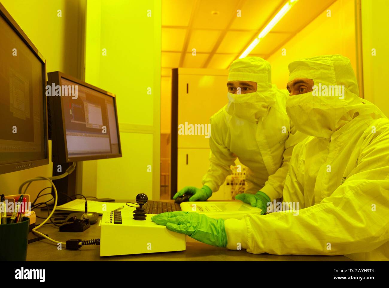 Electron beam lithography hi-res stock photography and images - Alamy