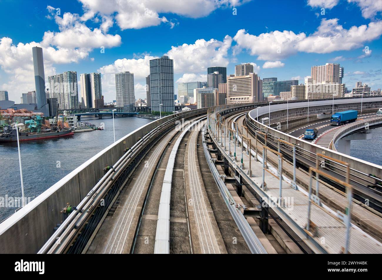 Yurikamome line, Monorail train, Tokyo, Japan Stock Photo - Alamy