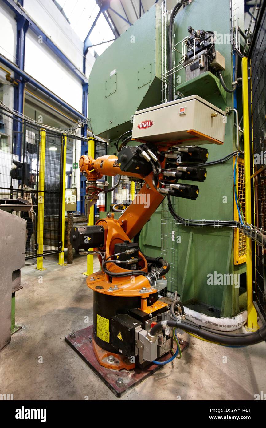 Forging machinery hi-res stock photography and images - Alamy