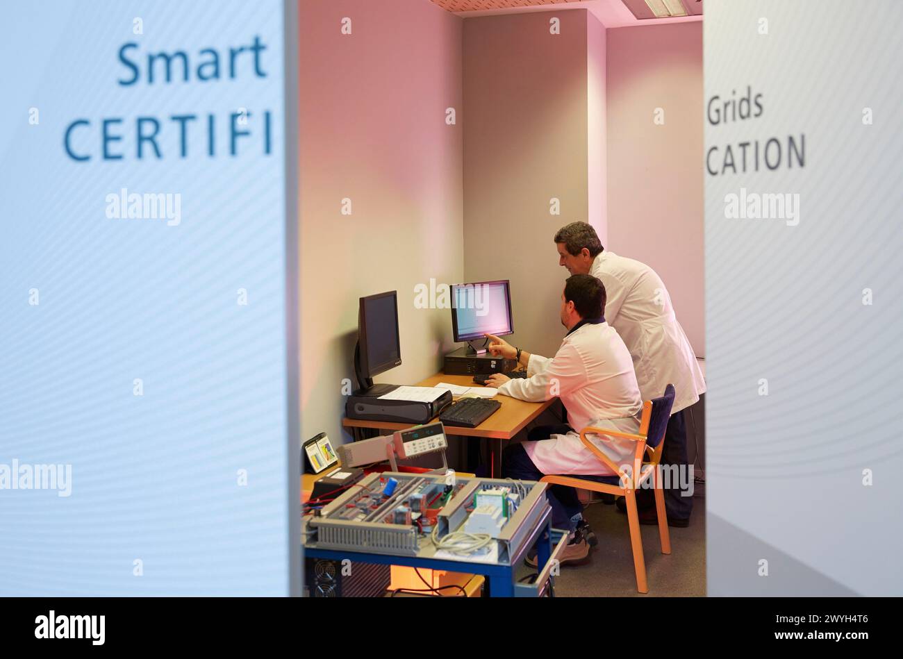 Smart Grids control room. Low Voltage Micro Network. Testing and ...