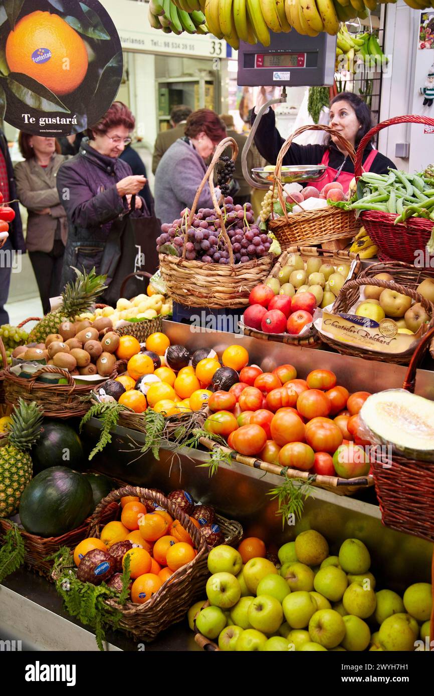 Fruits and vegetables, Mercado del Sur, Gijón, Asturias, Spain Stock ...