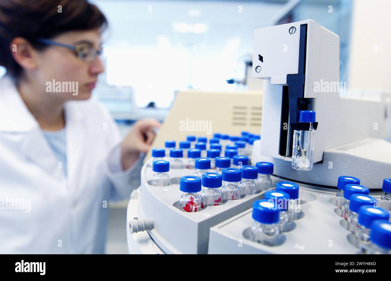 Gas Chromatographer With Thermal Conductivity Detector Tcd Electron Capture Detector Ecd