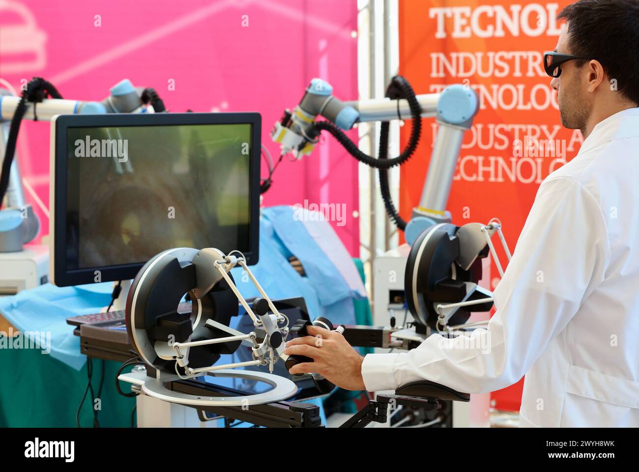 Development of a surgical robot with 3D vision and tactile sensations ...