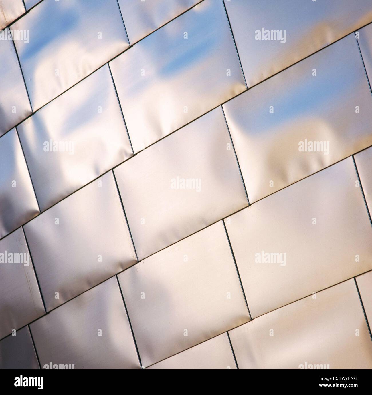 Titanium walls hi-res stock photography and images - Alamy