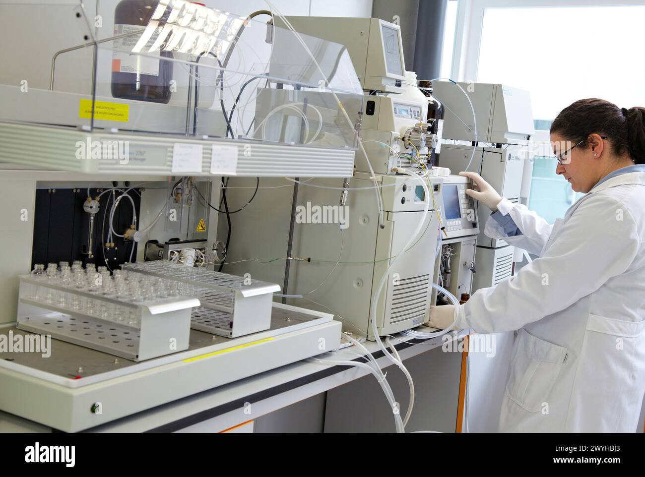 HPLC-MS (High Performance Liquid Chromatography-Mass Spectrometry ...