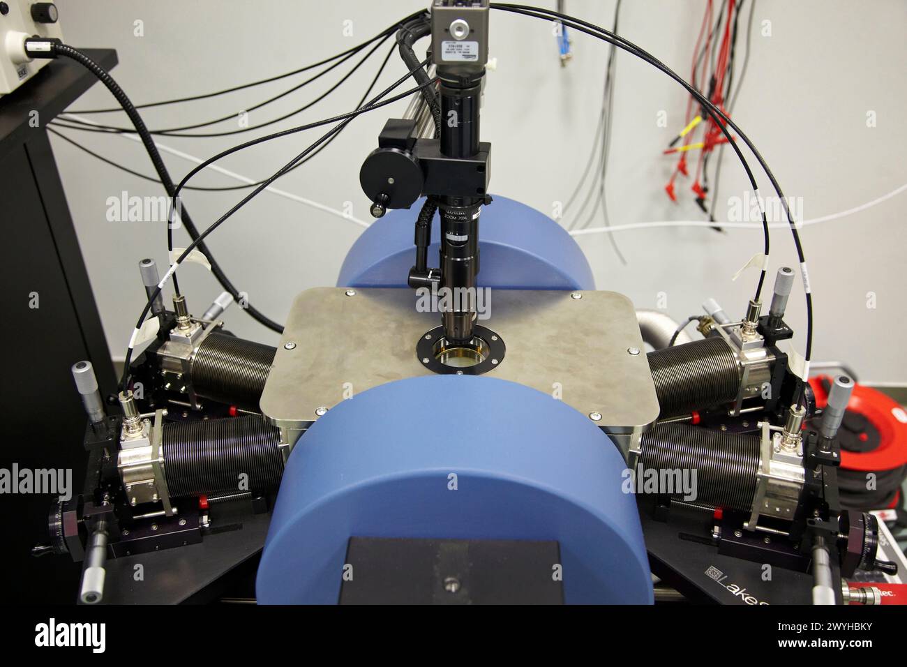 Advanced physical characterization laboratory, Probe station, Cic ...