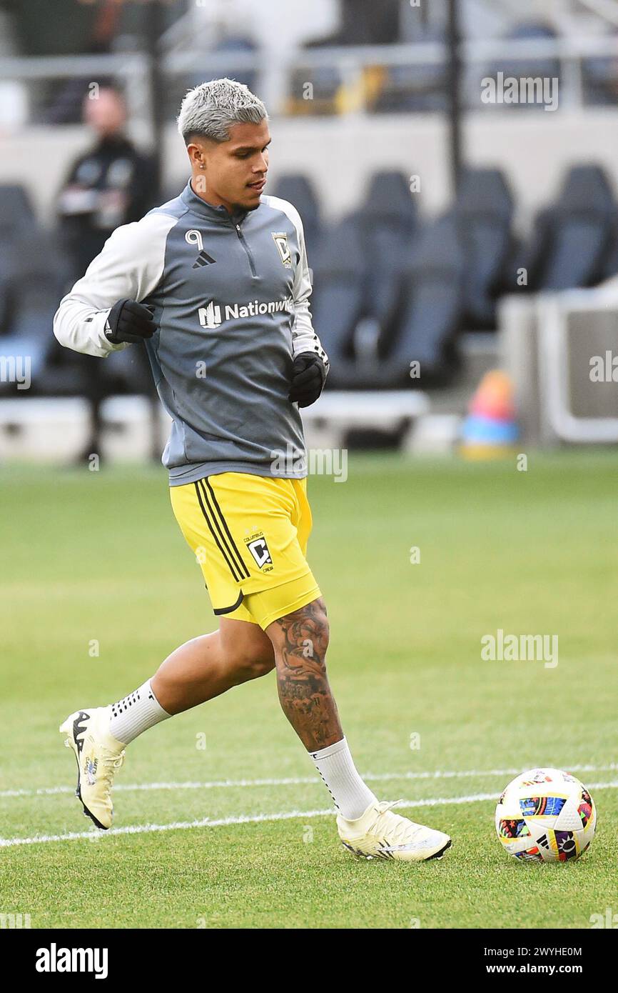 April 6, 2024: Columbus Crew forward Cucho HernÃ¡ndez (9) handles the ...