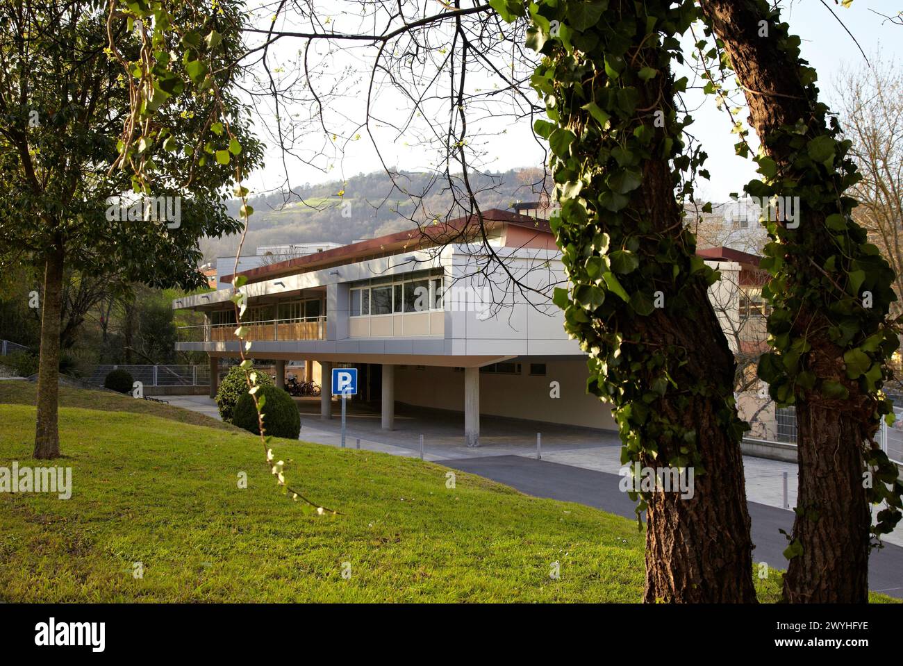 Dipc hi-res stock photography and images - Alamy