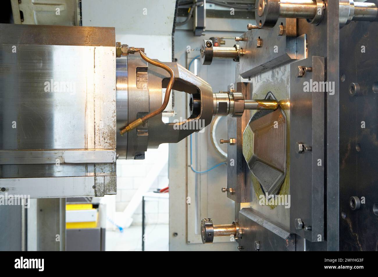 Incremental sheet forming hi-res stock photography and images - Alamy