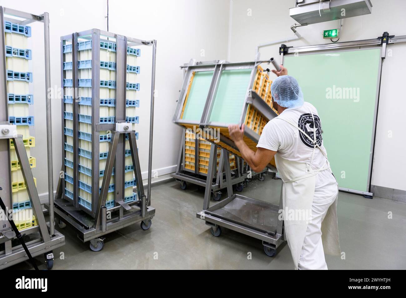 Lait et fromage hi-res stock photography and images - Alamy