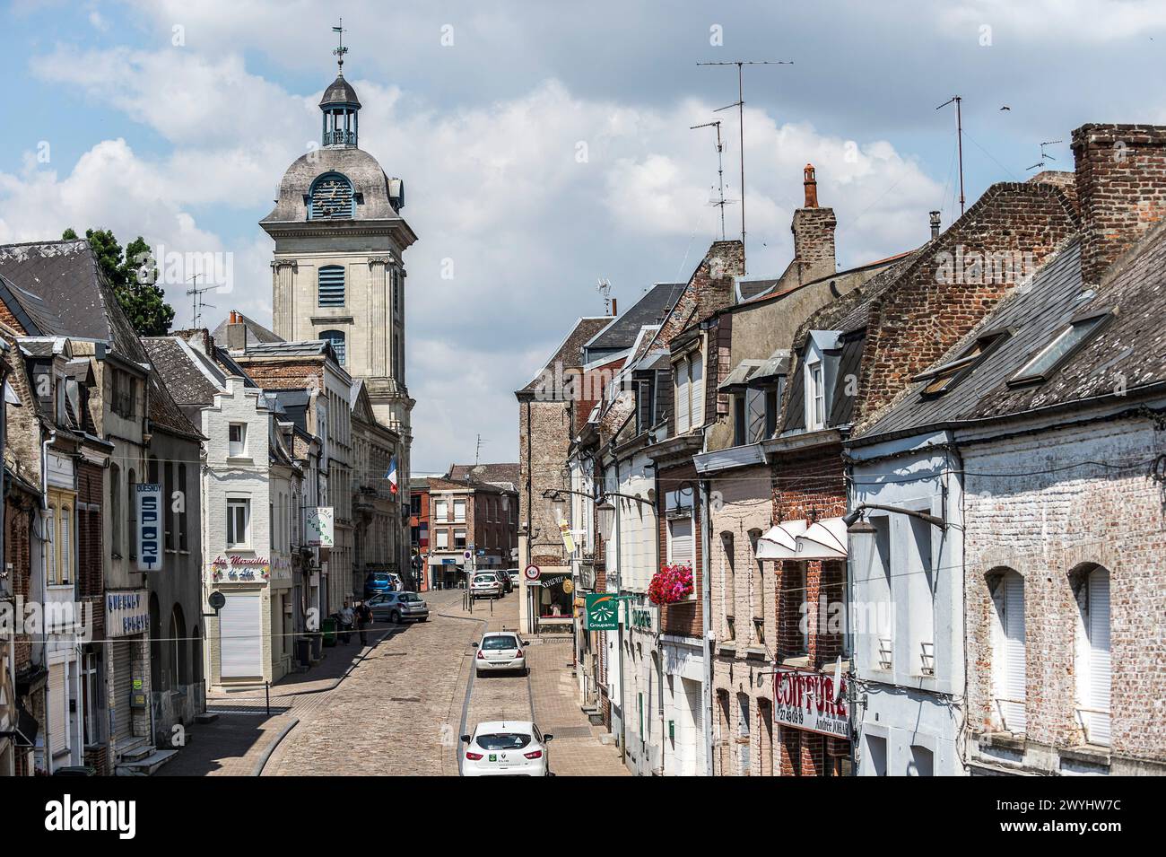 La petite cite au passe militaire de Le Quesnoy The city of Le Quesnoy ...