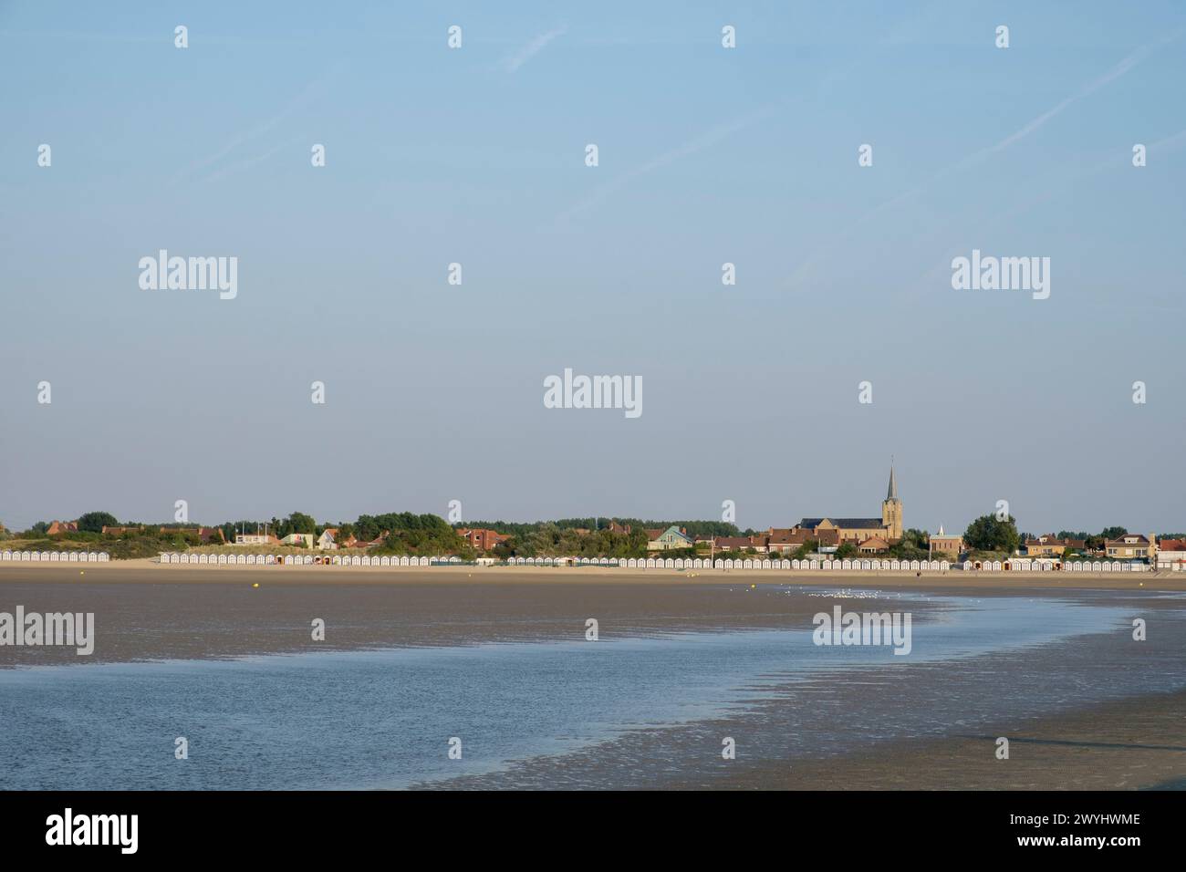 Beach, pharo and cabins in Petit-Fort Philippe nearby Gravelines La ...