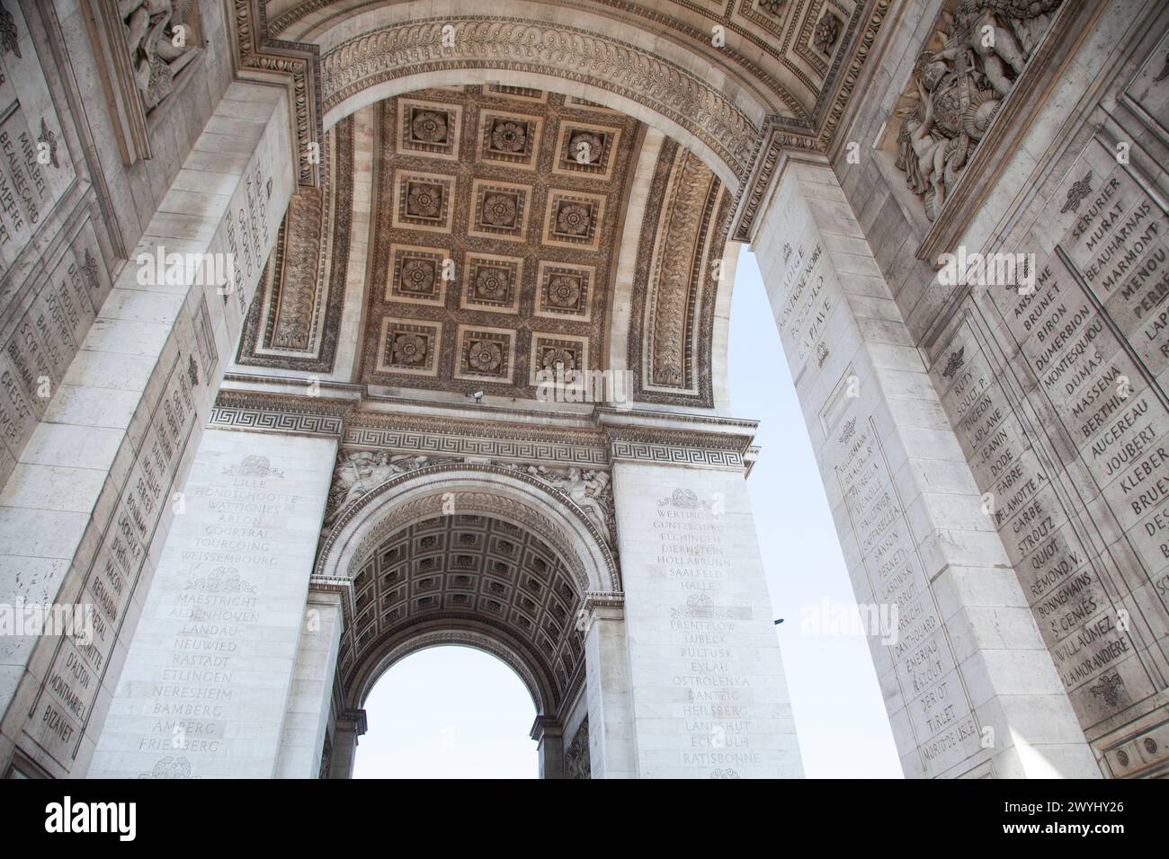 The Triumphal Arch commemorates the French Revolution, the Napoleonic ...