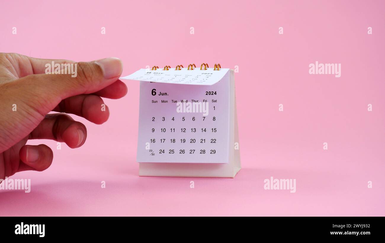 Calendar page may 2024 hi-res stock photography and images - Alamy