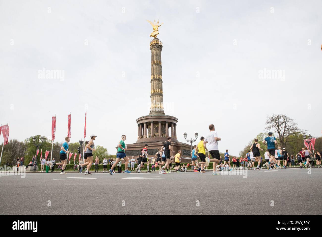 April 7, 2024, Berlin, Germany: The Berlin Half Marathon (Berliner ...