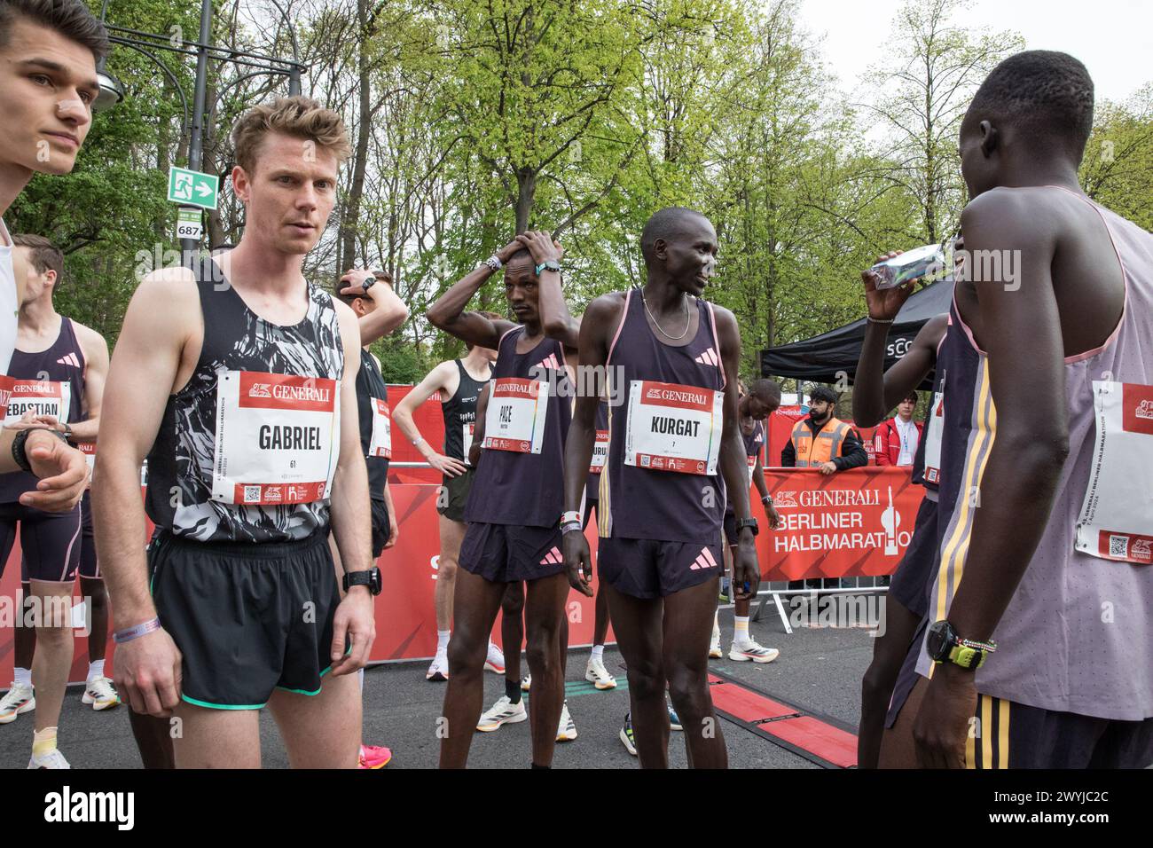 21 0975 hi-res stock photography and images - Alamy