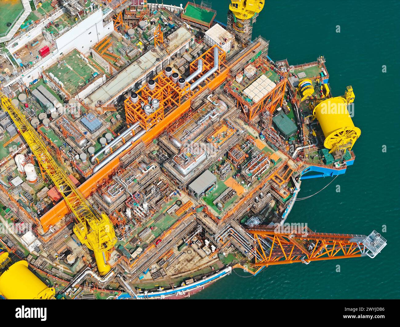 QINGDAO, CHINA - APRIL 7, 2024 - Asia's first cylindrical "Offshore Oil ...