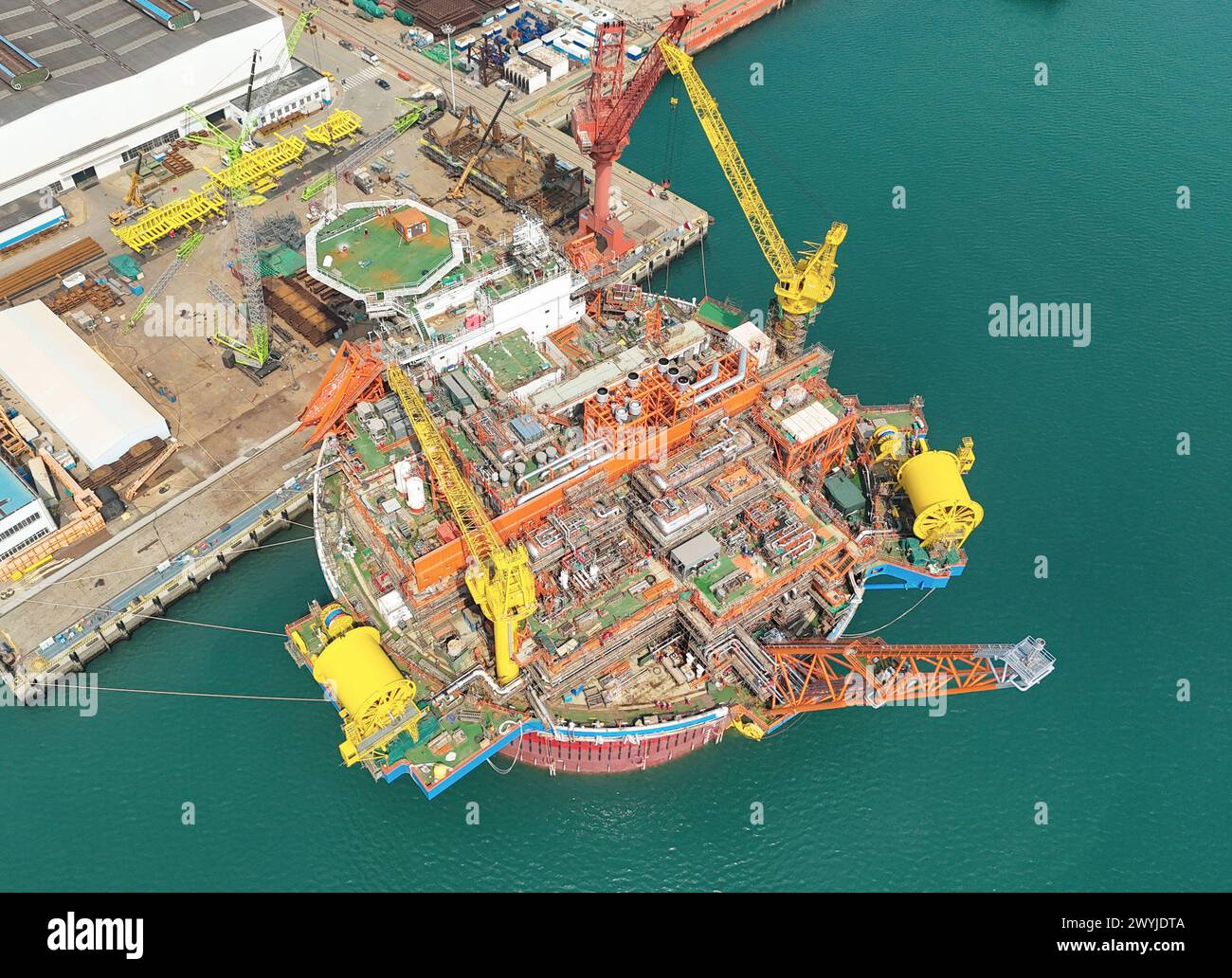 QINGDAO, CHINA - APRIL 7, 2024 - Asia's first cylindrical "Offshore Oil ...