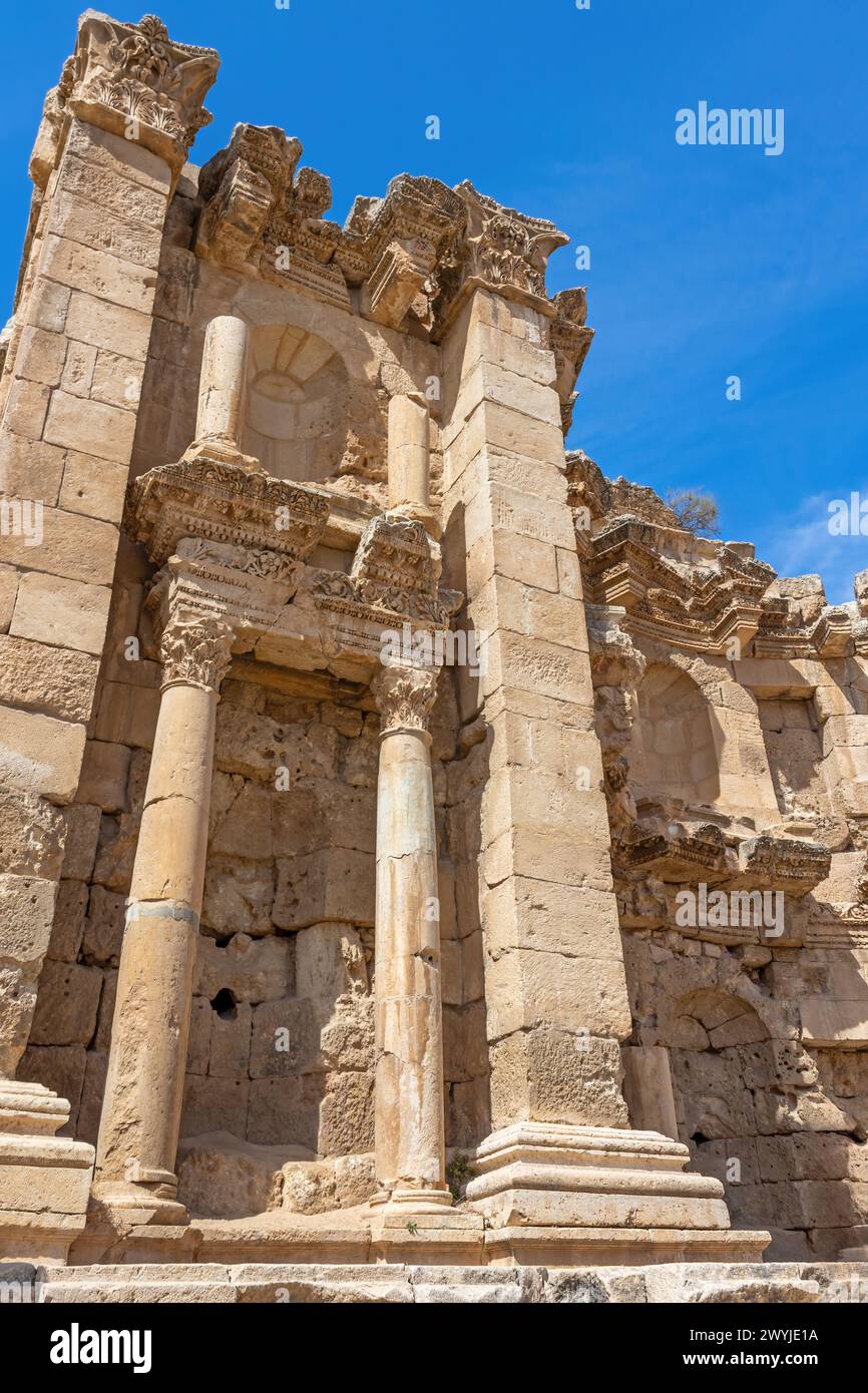 Jerash nymphaeum hi-res stock photography and images - Alamy