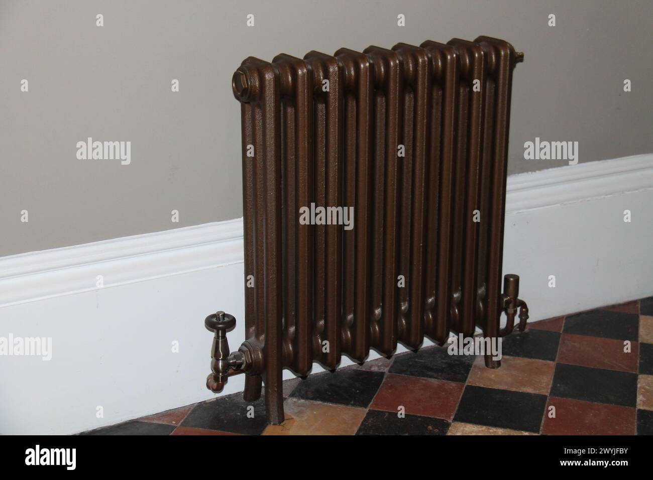 Metal heating hi-res stock photography and images - Alamy