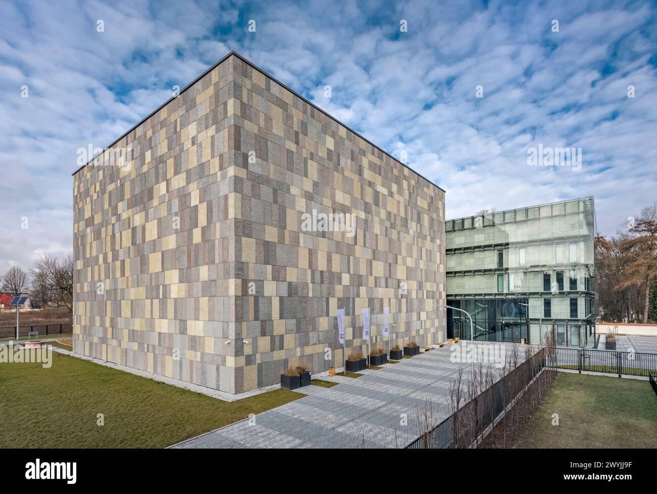 Contemporary archives hi-res stock photography and images - Alamy