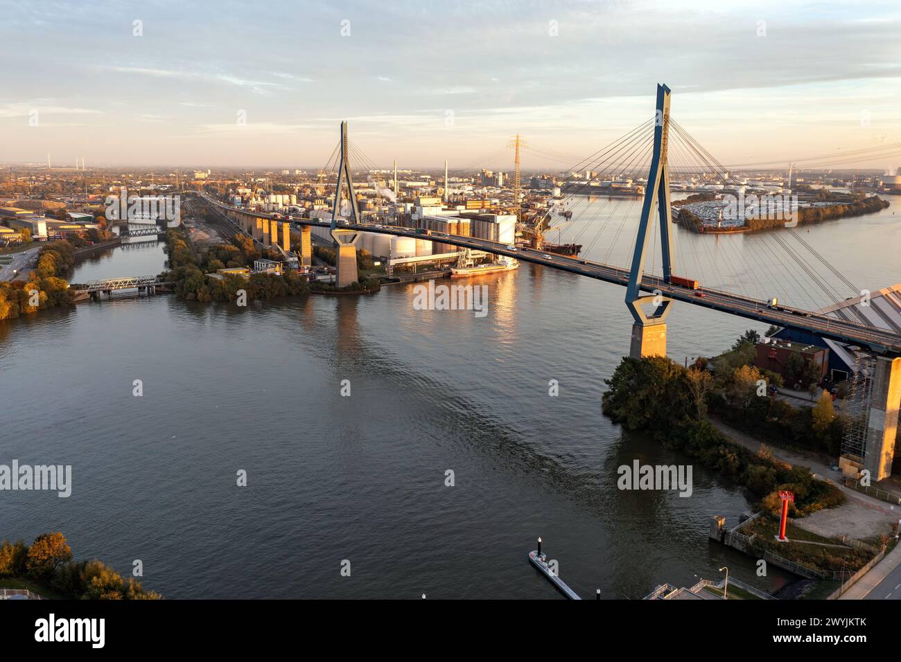 aerial view of Koehlbrand-Bridge in the port of Hamburg Stock Photo - Alamy