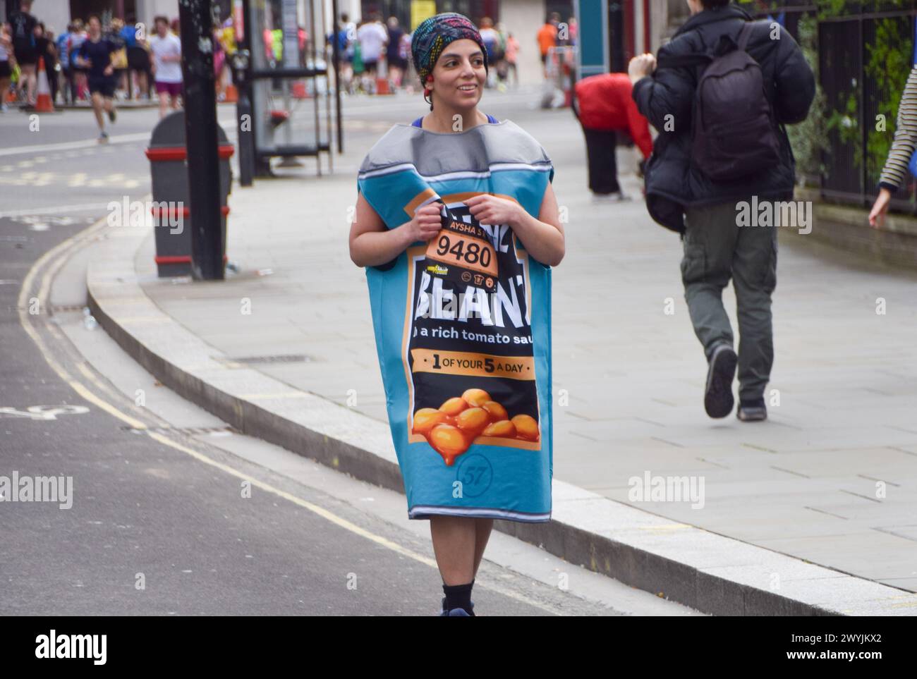 London, England, UK. 7th Apr, 2024. A runner wearing a Heinz baked ...