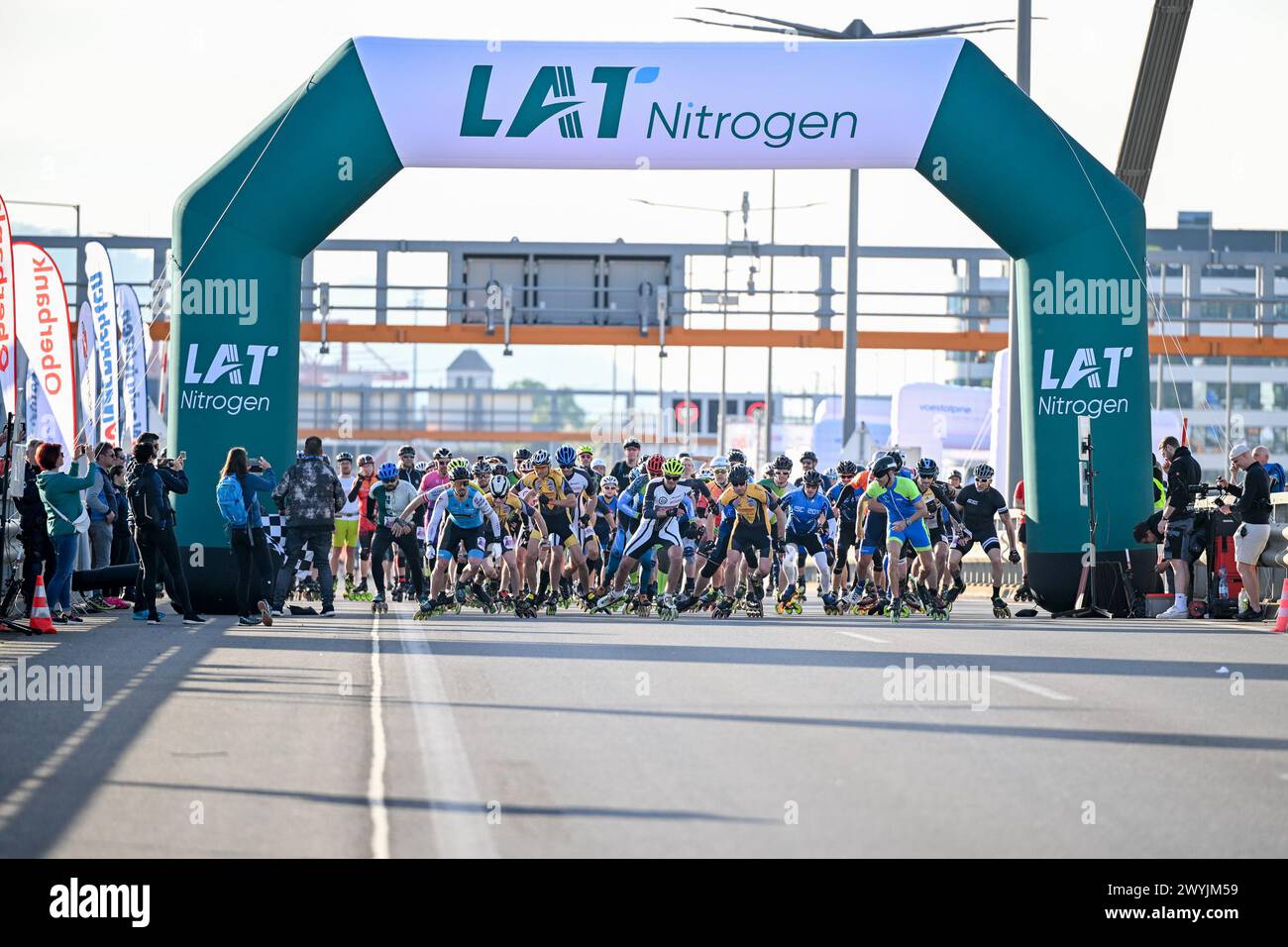 07.04.2024, Linz , AUT, Leichtathletik, Oberbank Linz Donau Marathon ...