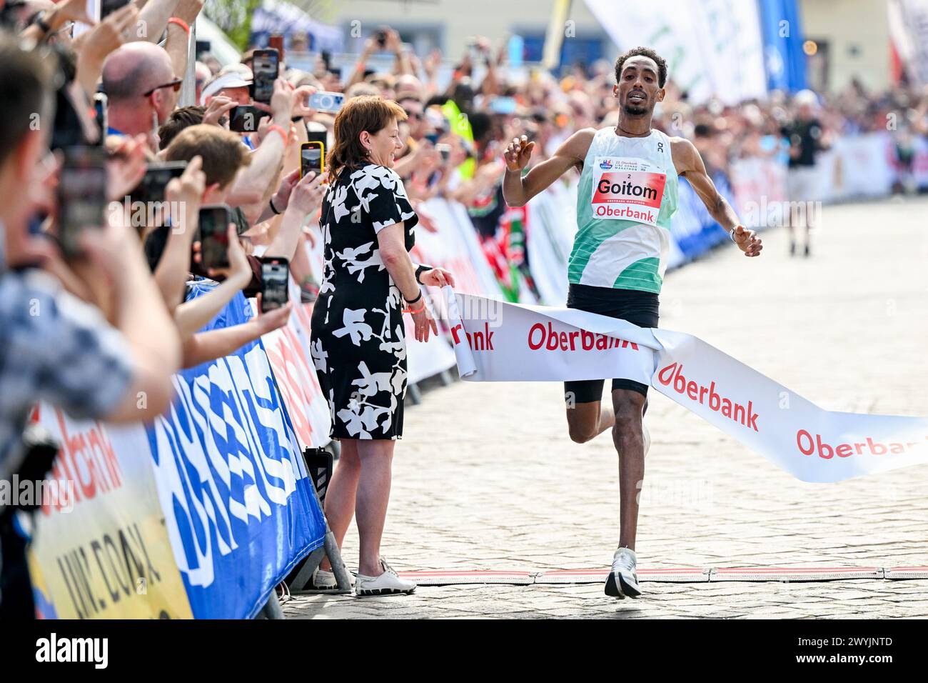 07.04.2024, Linz , AUT, Leichtathletik, Oberbank Linz Donau Marathon ...
